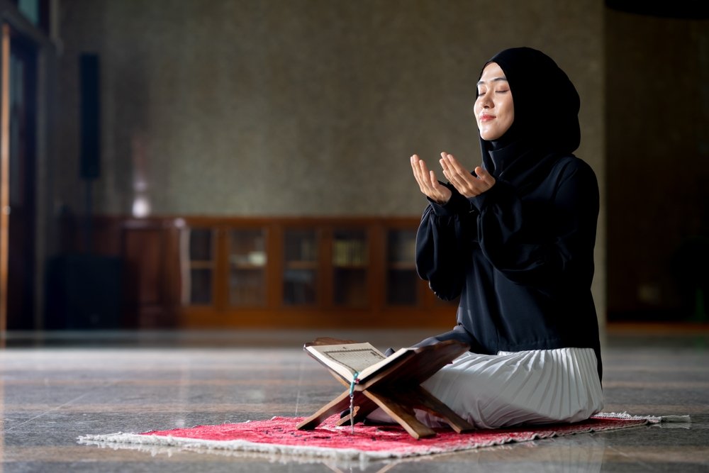 Shohar Ki Buri Aadat Khatam Karne Ki Dua In Urdu - Online Istikhara